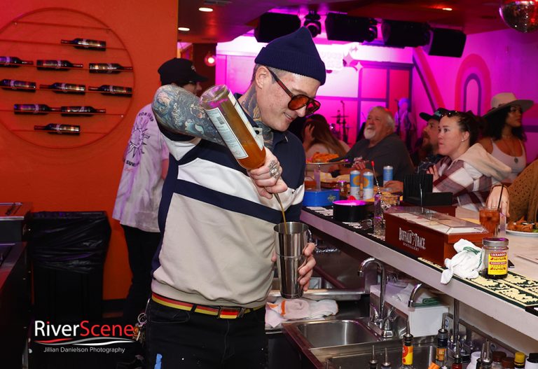 RiverScene Magazine | There’s A New Vibe In Havasu At The Lighthouse Lounge