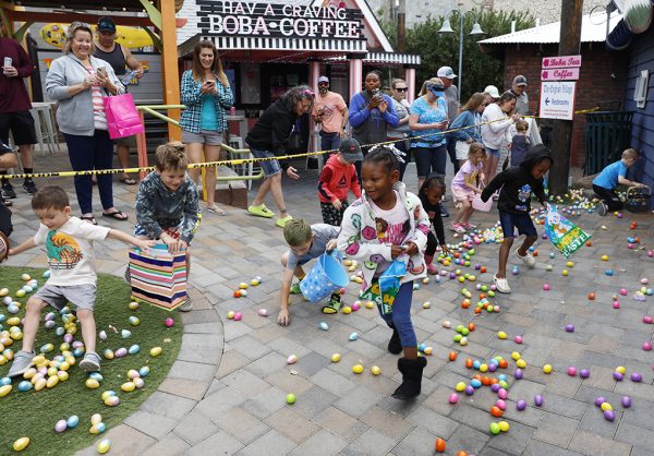 RiverScene Magazine | London Bridge Easter Egg Hunt Visited By Special ...